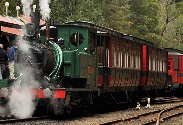 Roundtable to map future for West Coast Wilderness Railway