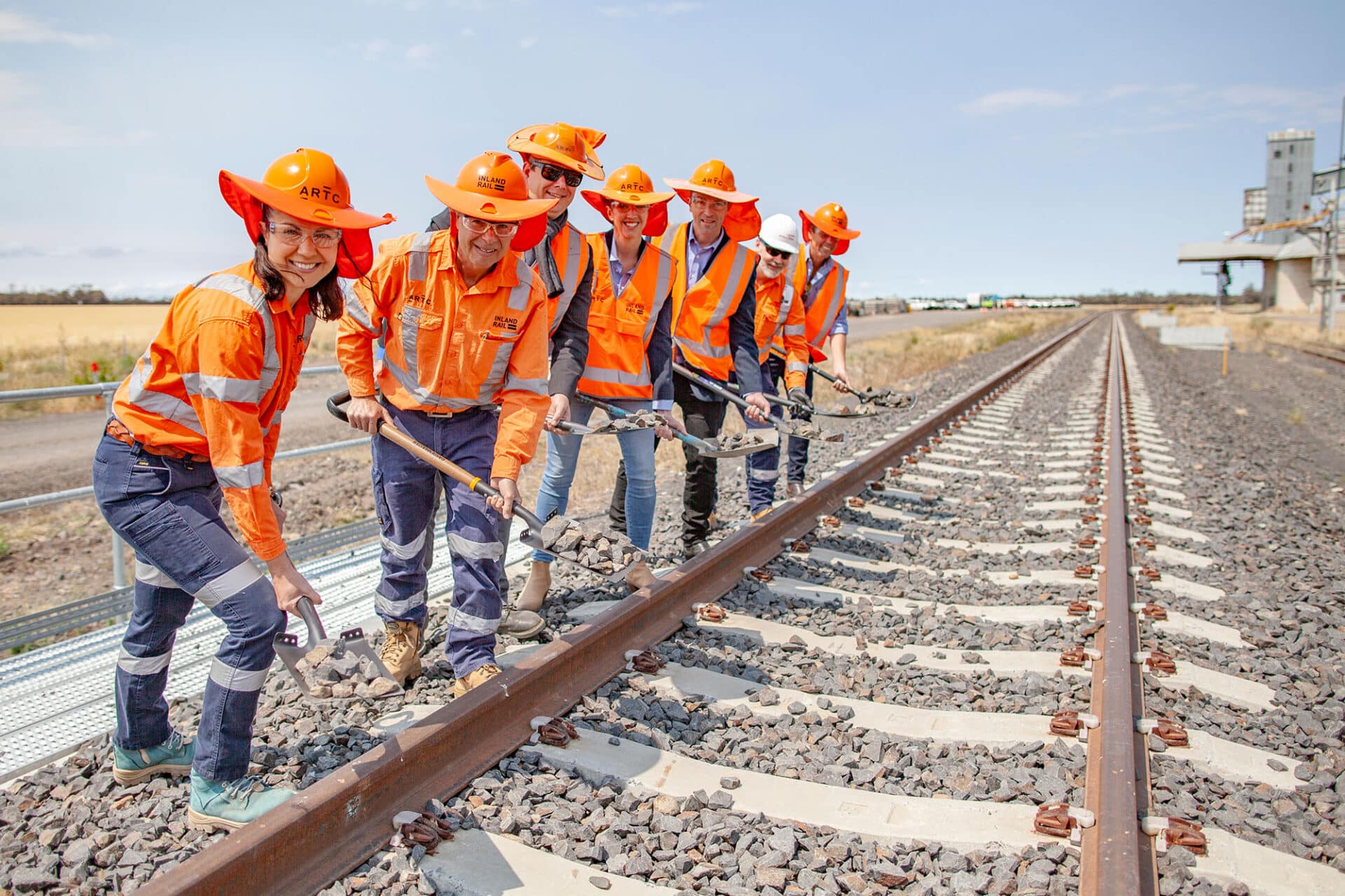 Narrabri to North Star line open for grain - Rail Express