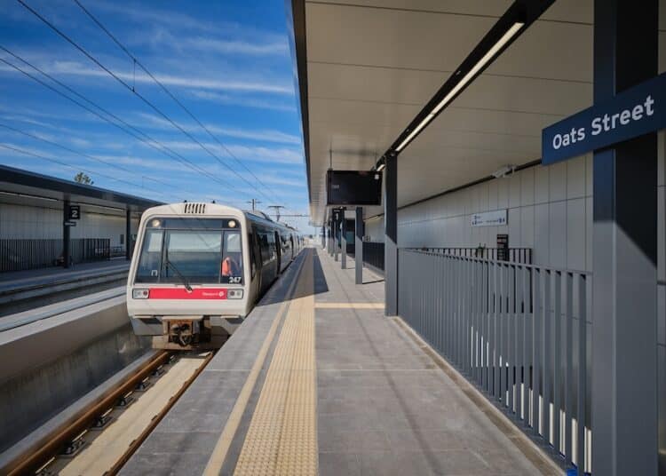 Laing O’Rourke to upgrade Queensland Rail stations - Rail Express