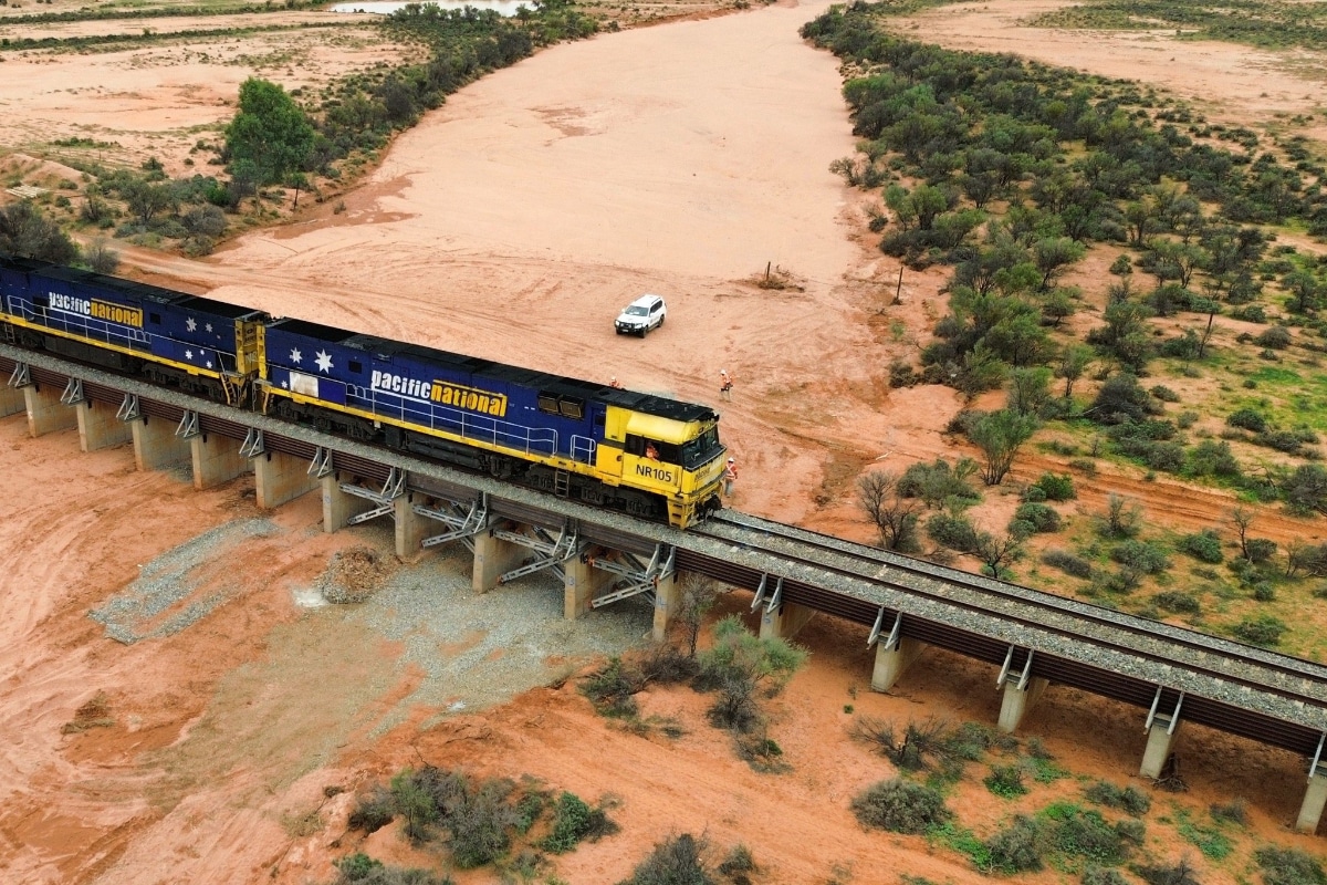 Government announces $1.75B investment in ARTC network