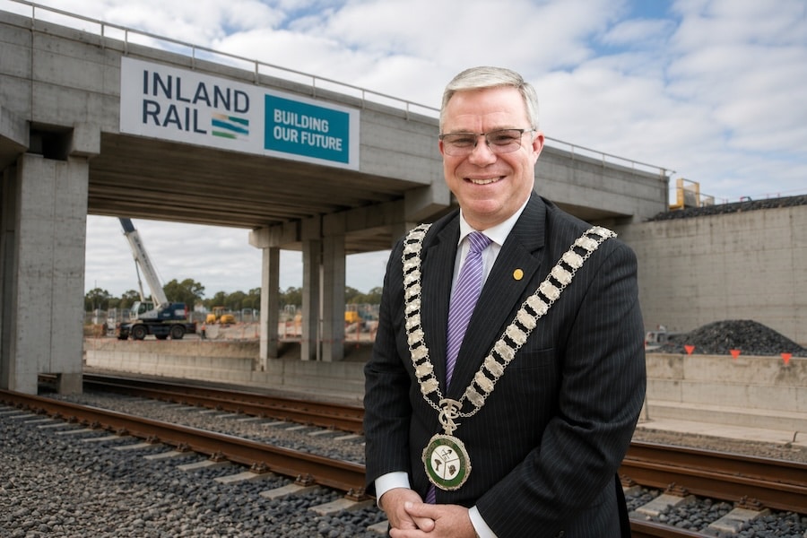 Country mayors voice concerns over cessation of Inland Rail - Rail Express